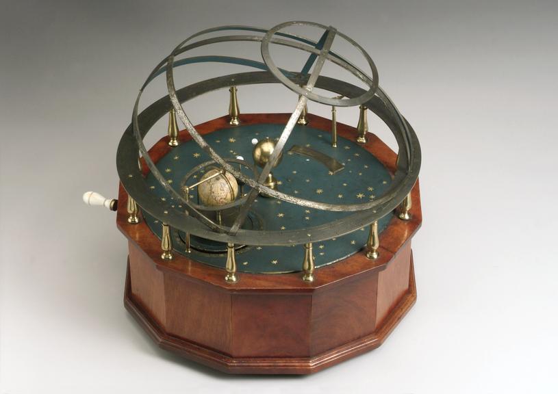 Orrery planetary model, with case | Science Museum Group Collection