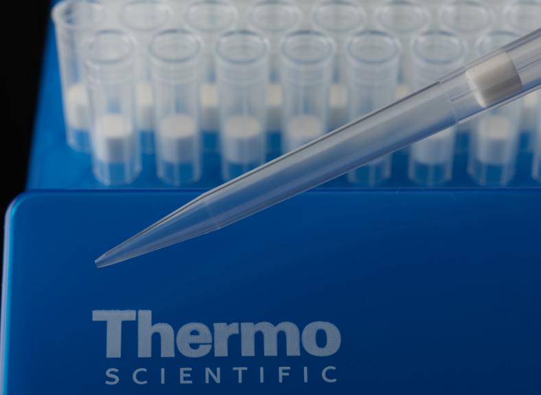 Pipette tips for use with the Labpette™ FX Fixed Volume Pipette ...