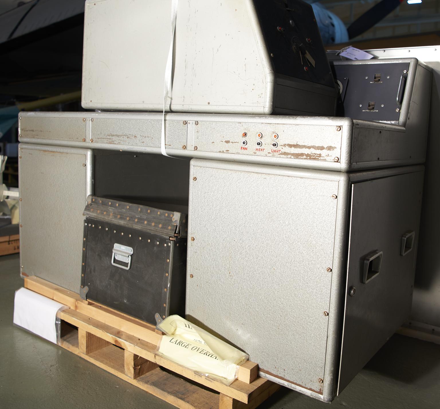 Component for Mobaltron 10000 Cobalt Teletherapy Machine | Science ...