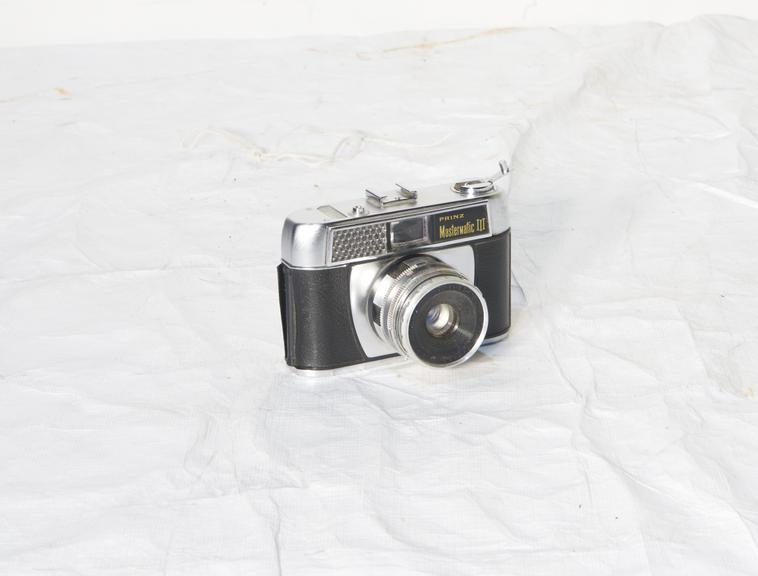 "Prinz Mastermatic III" 35mm. camera with 45mm. f2.8 Prinz coated ...
