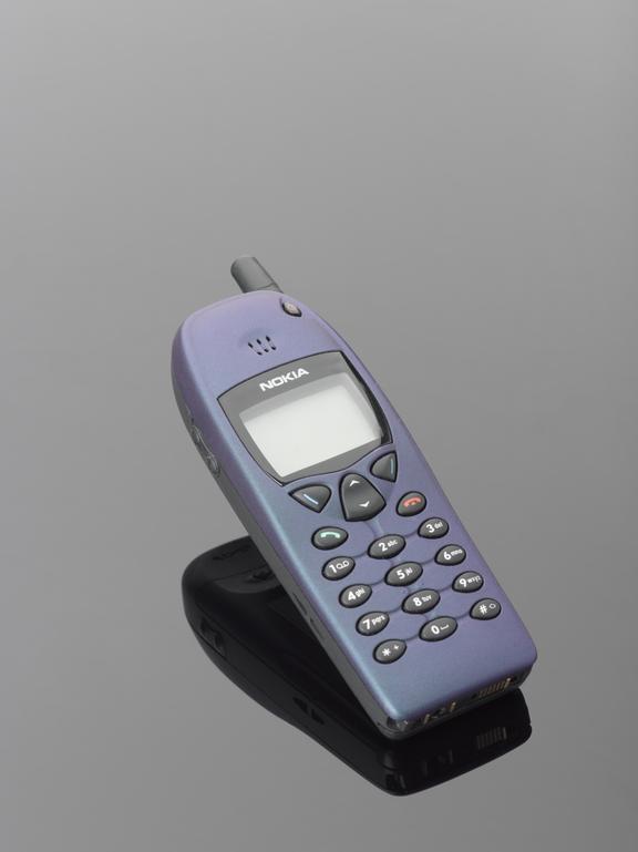 Nokia 6110 mobile phone | Science Museum Group Collection
