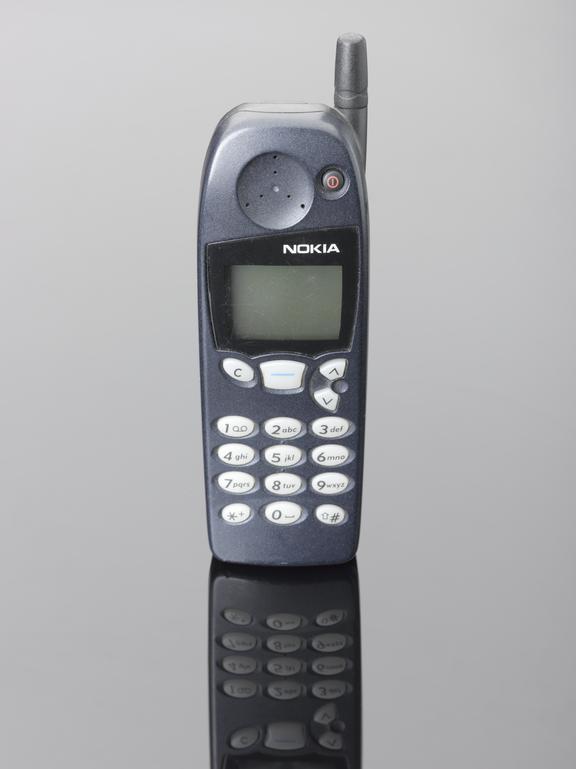 Nokia 5110 mobile phone | Science Museum Group Collection