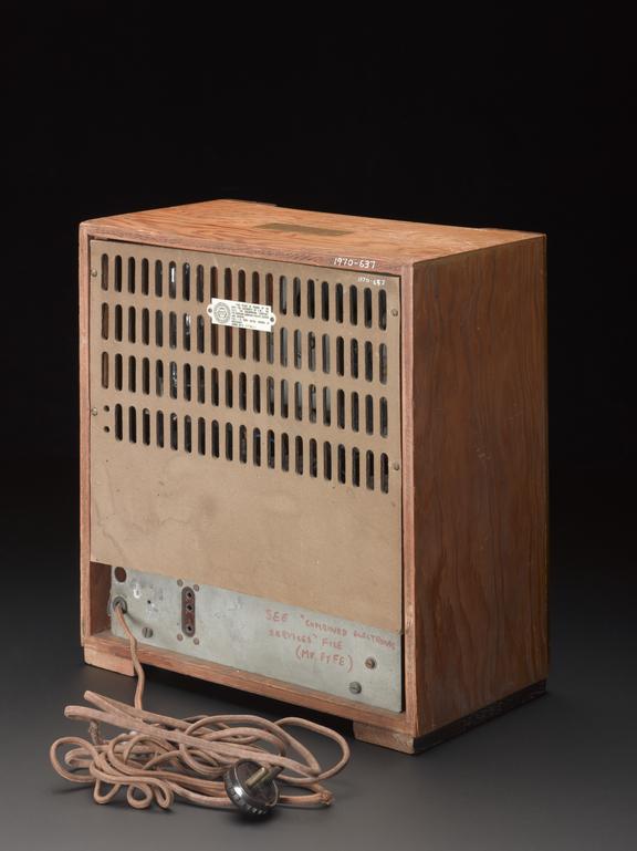 Wartime civilian receiver (AC), 1944-1945 | Science Museum Group Collection