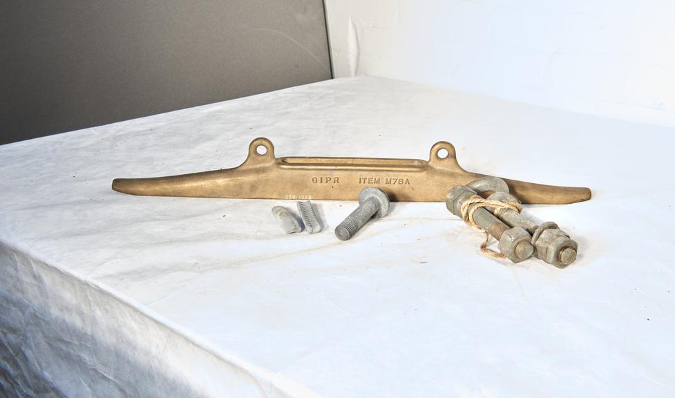 Splicing Fitting for Contact Wire | Science Museum Group Collection