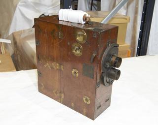 Williamson 35mm cine camera | Science Museum Group Collection