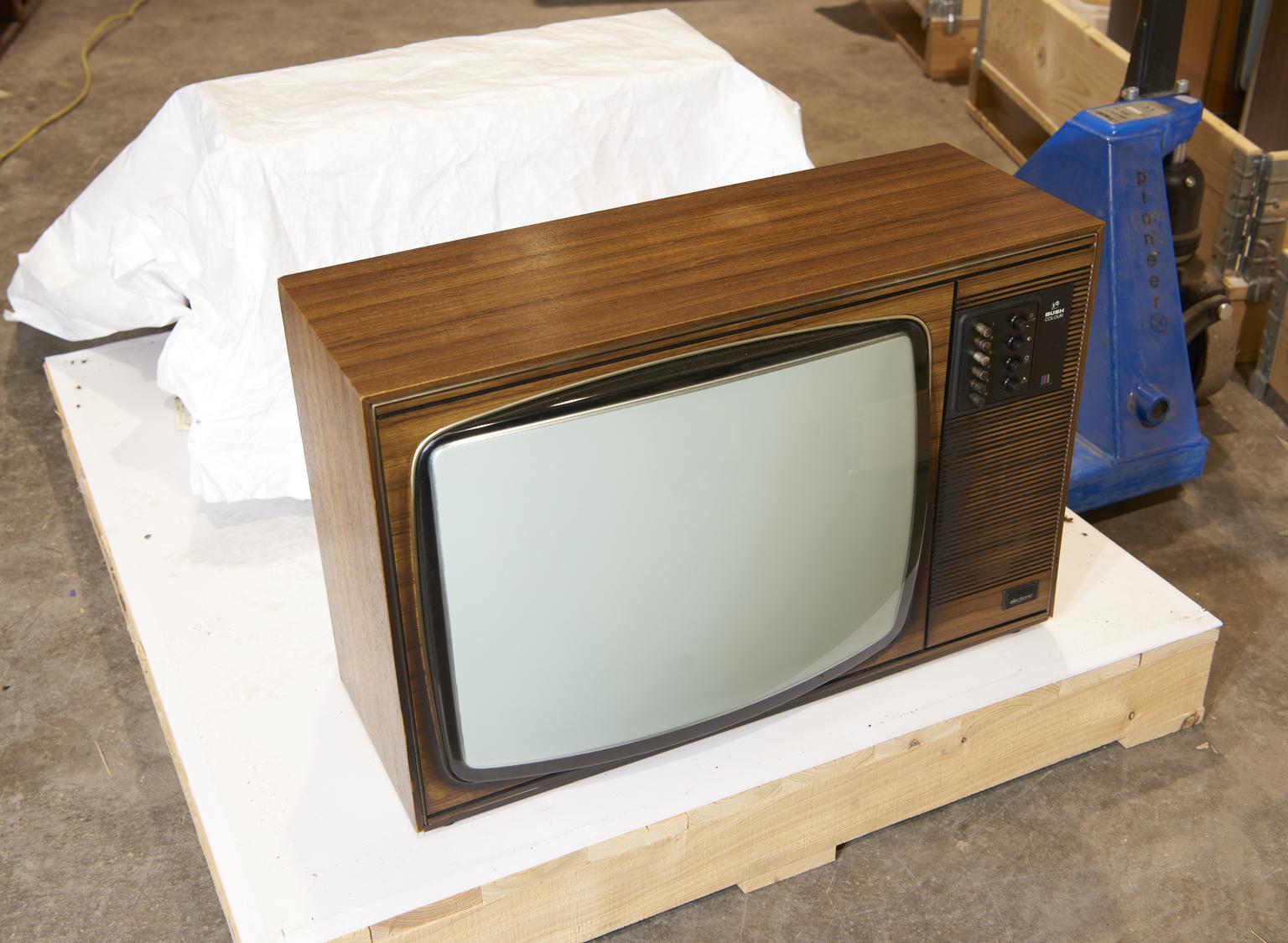Bush BC 6340B Colour Television Receiver | Science Museum Group Collection