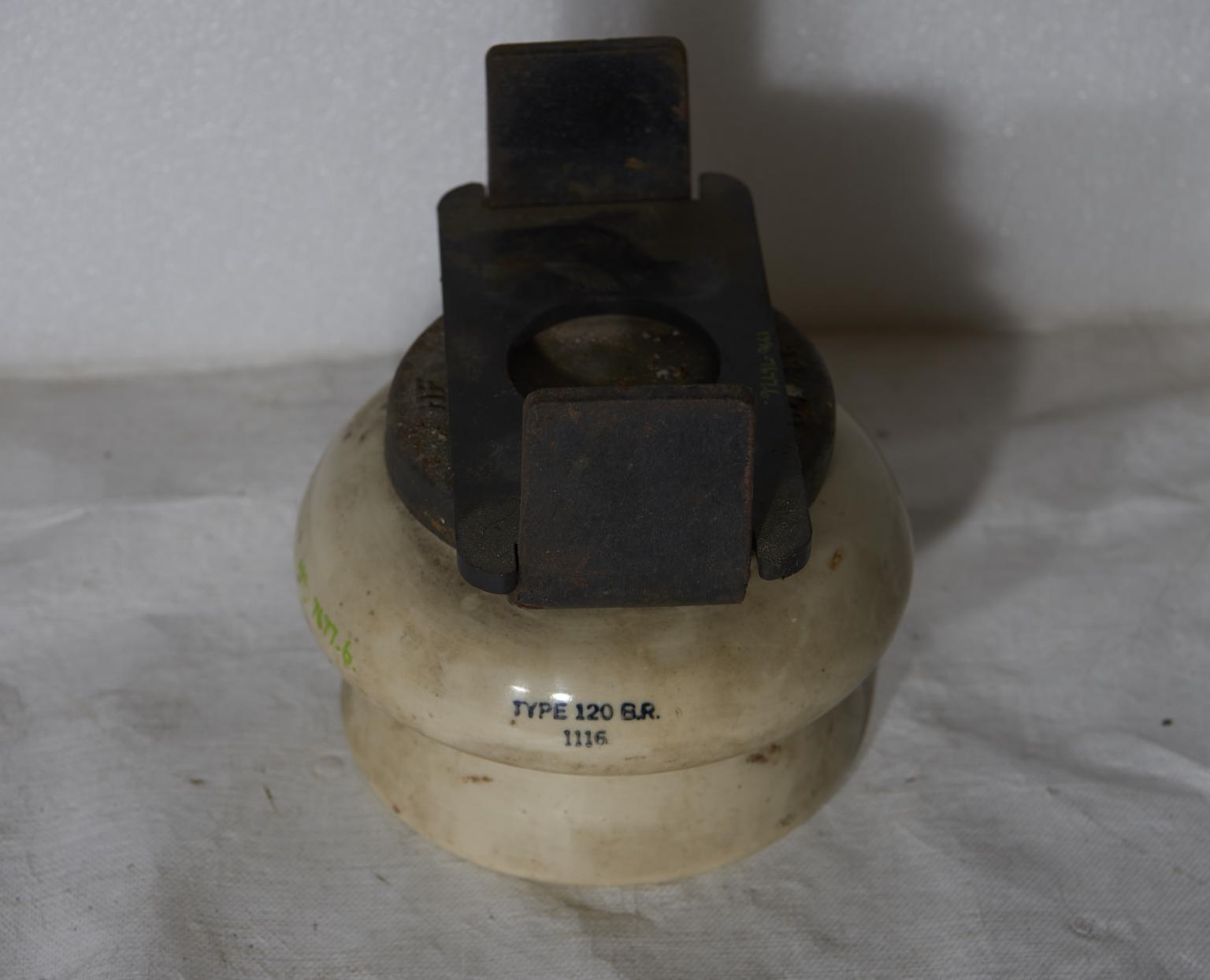 Seven different types of ceramic 3rd rail insulators | Science Museum ...