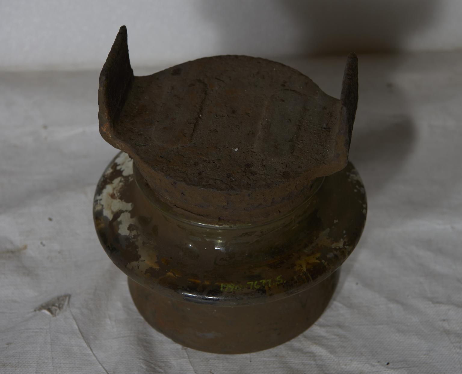 Seven different types of ceramic 3rd rail insulators | Science Museum ...