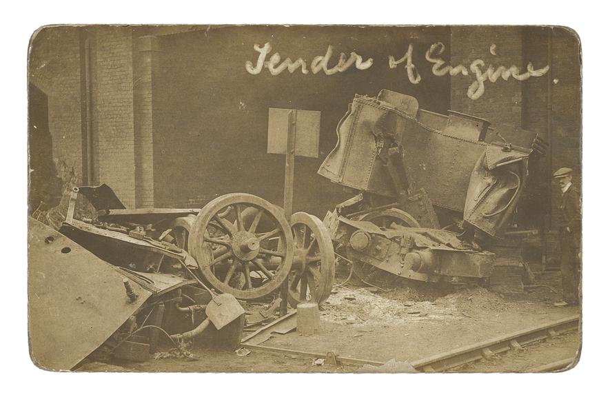 Postcards collected by Robert Bunner showing railway acccidents ...