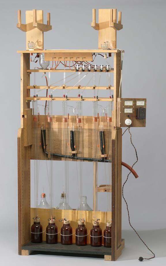 Replica apparatus for the extraction and purification of penicillin ...