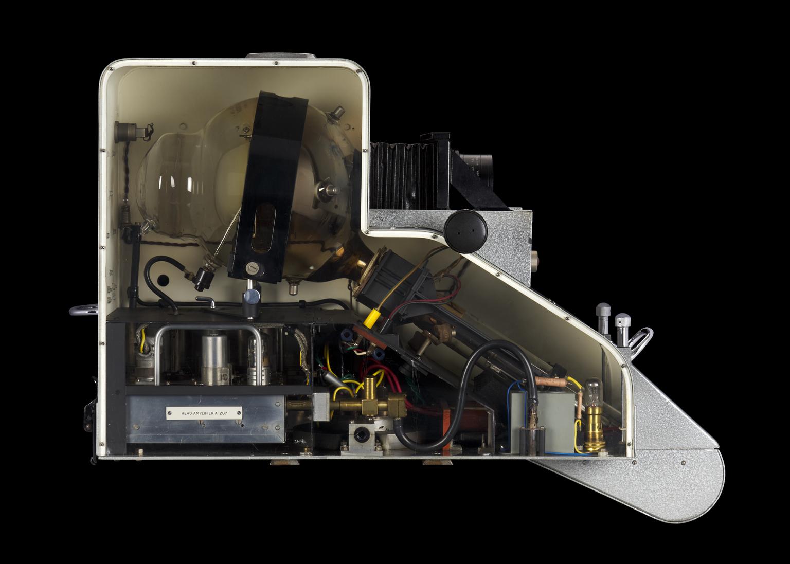 Cut-away Emitron television camera | Science Museum Group Collection