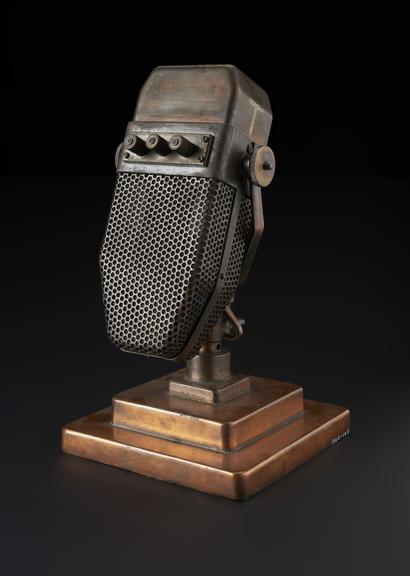 Marconi - BBC Ribbon Microphone | Science Museum Group Collection