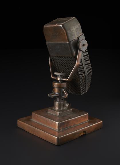 Marconi - BBC Ribbon Microphone | Science Museum Group Collection