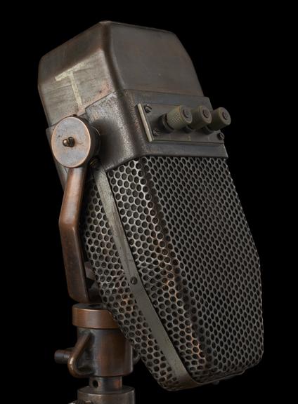 Marconi - BBC Ribbon Microphone | Science Museum Group Collection