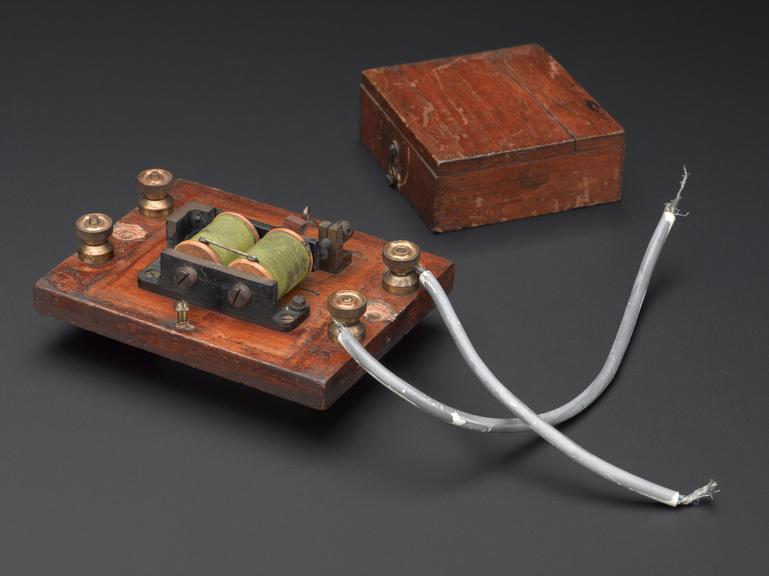 Coil type testing buzzer, 1900-1950 | Science Museum Group Collection