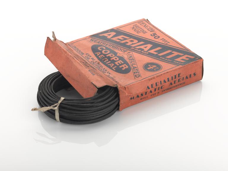aerial wire for use with home broacast receivers, 1920-1940 | Science ...