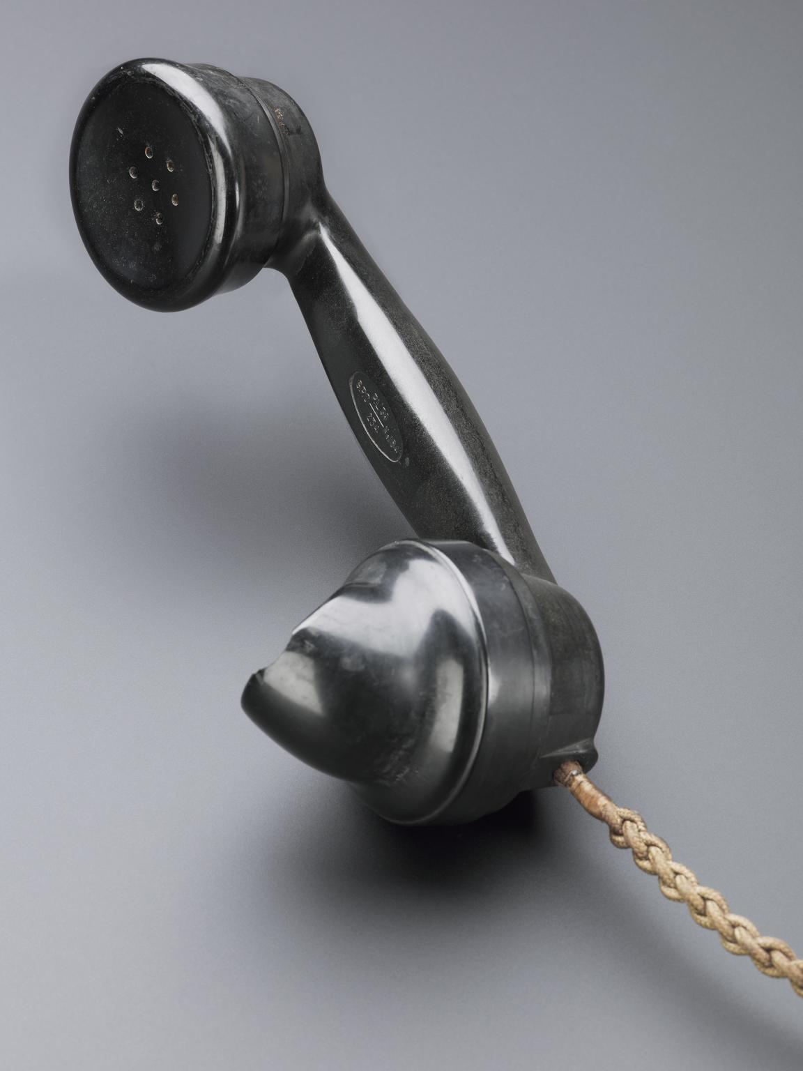 200 series dial telephone, 1925-1935 | Science Museum Group Collection