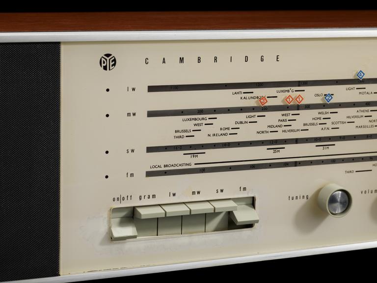 Pye Model 1108 Broadcast Receiver | Science Museum Group Collection