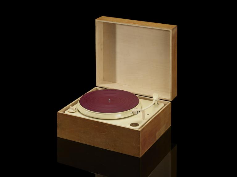 Gramophone Record Turntable Transcription Unit, 1956 | Science Museum ...