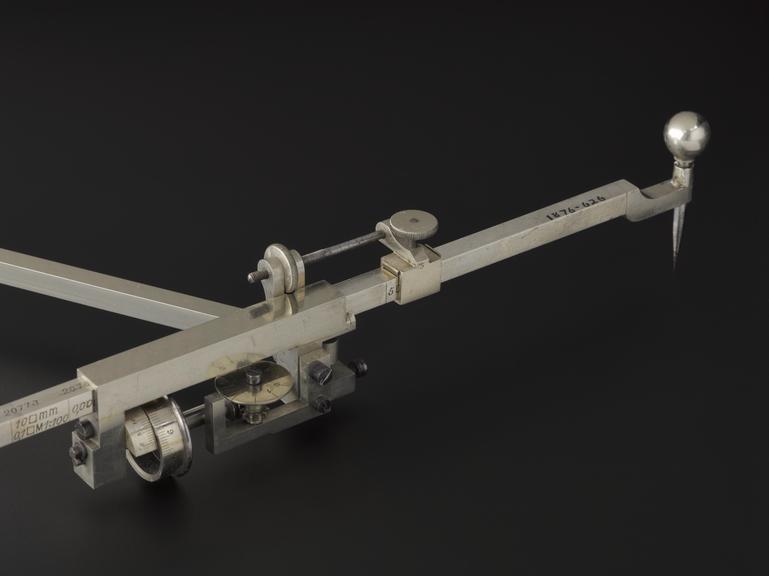 Polar planimeter, Amsler's | Science Museum Group Collection