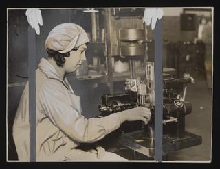 A photographic print of Industry, Razors | Science Museum Group Collection