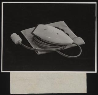 A photographic print of Industry, Razors | Science Museum Group Collection