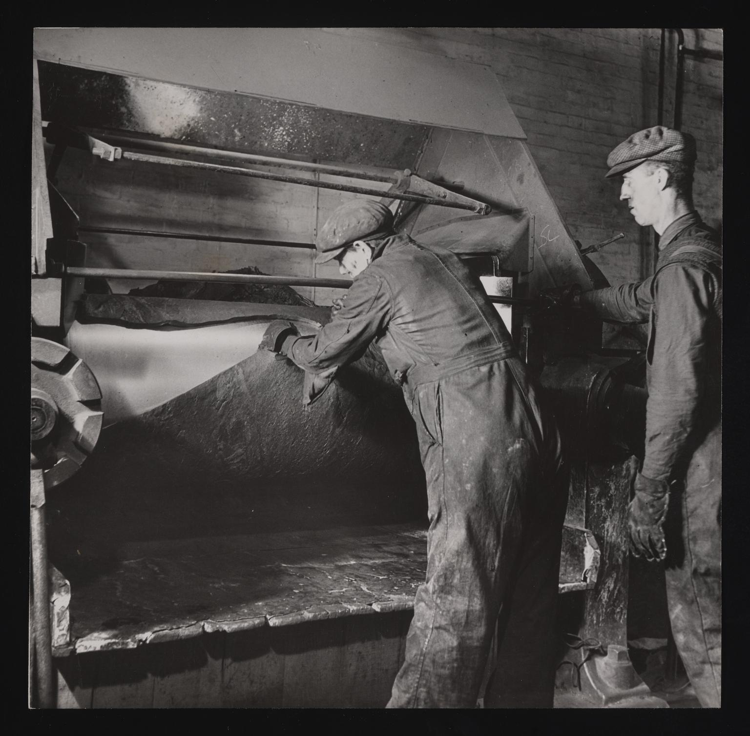 A photographic print of Industry, Rubber | Science Museum Group Collection