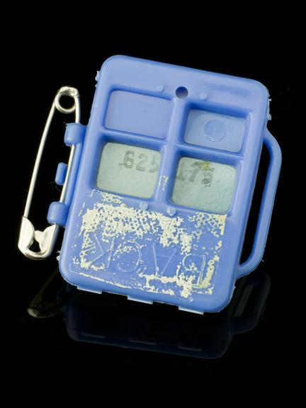 Film badge radiation dosemeters | Science Museum Group Collection