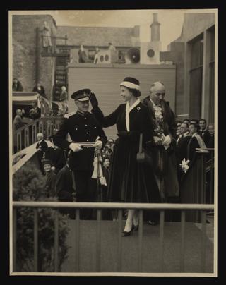 A photographic print of Queen Elizabeth II, Opens Worlds First Atomic ...