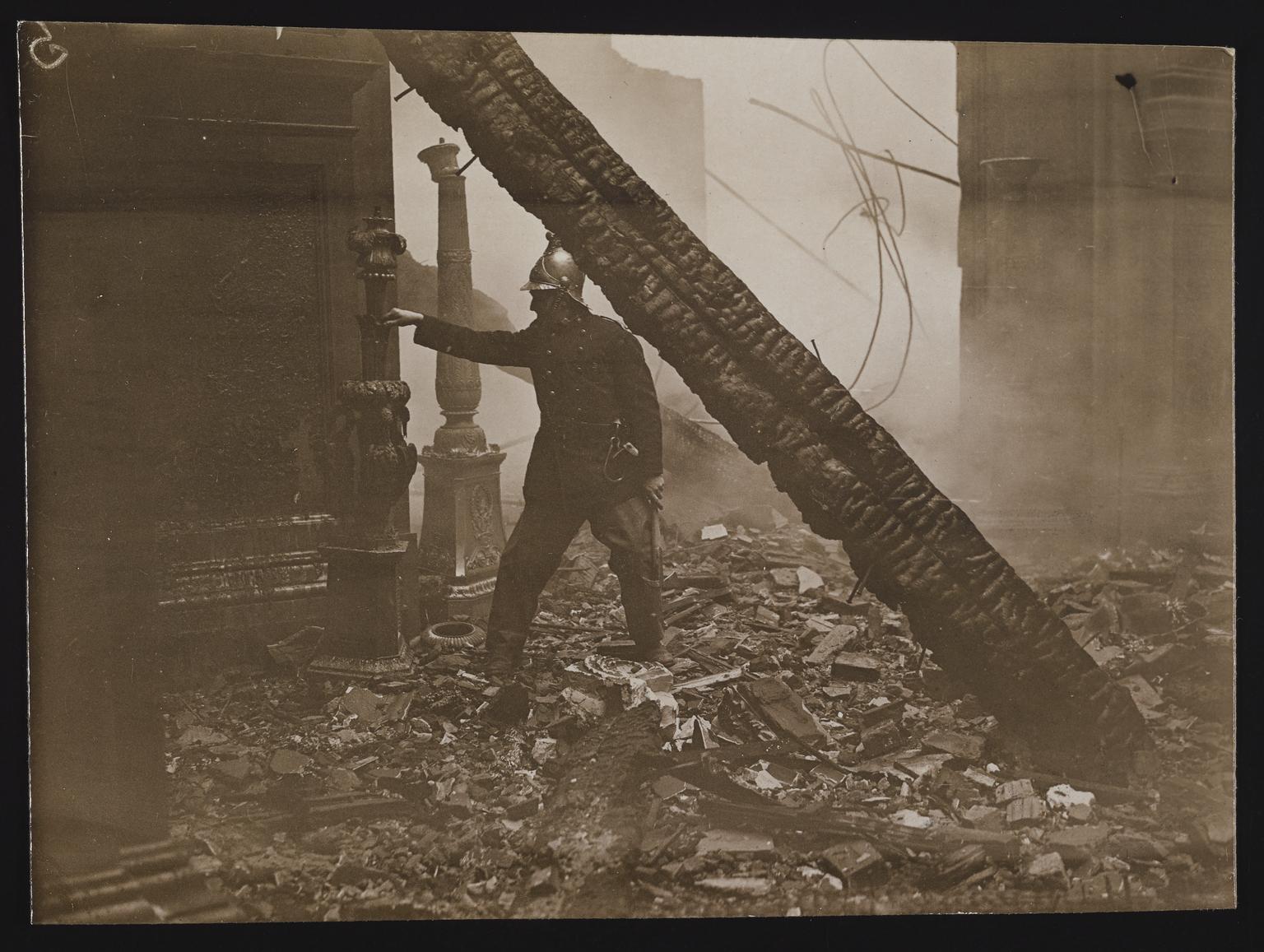 A photographic print of Fires, Houses | Science Museum Group Collection