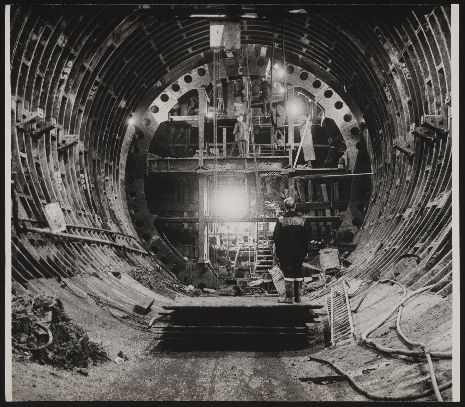 A photographic print of Building & Construction, Tunnel | Science ...