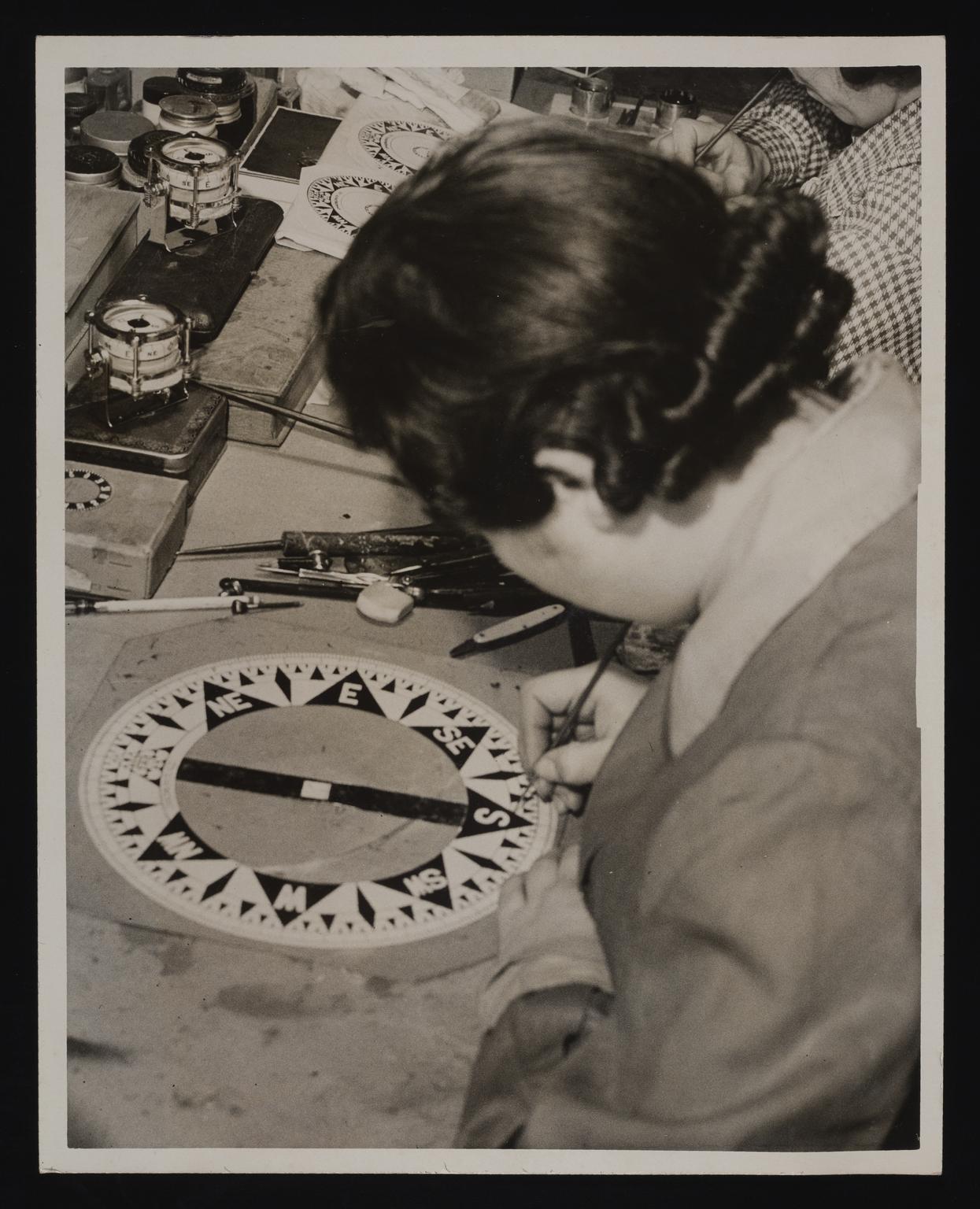 Daily Herald Photograph; Compass Making | Science Museum Group Collection