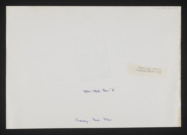 A photographic print of Food & Drink, Flour | Science Museum Group ...