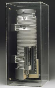 Model of an "Excellox" transport flask, 1970-1982 | Science Museum ...