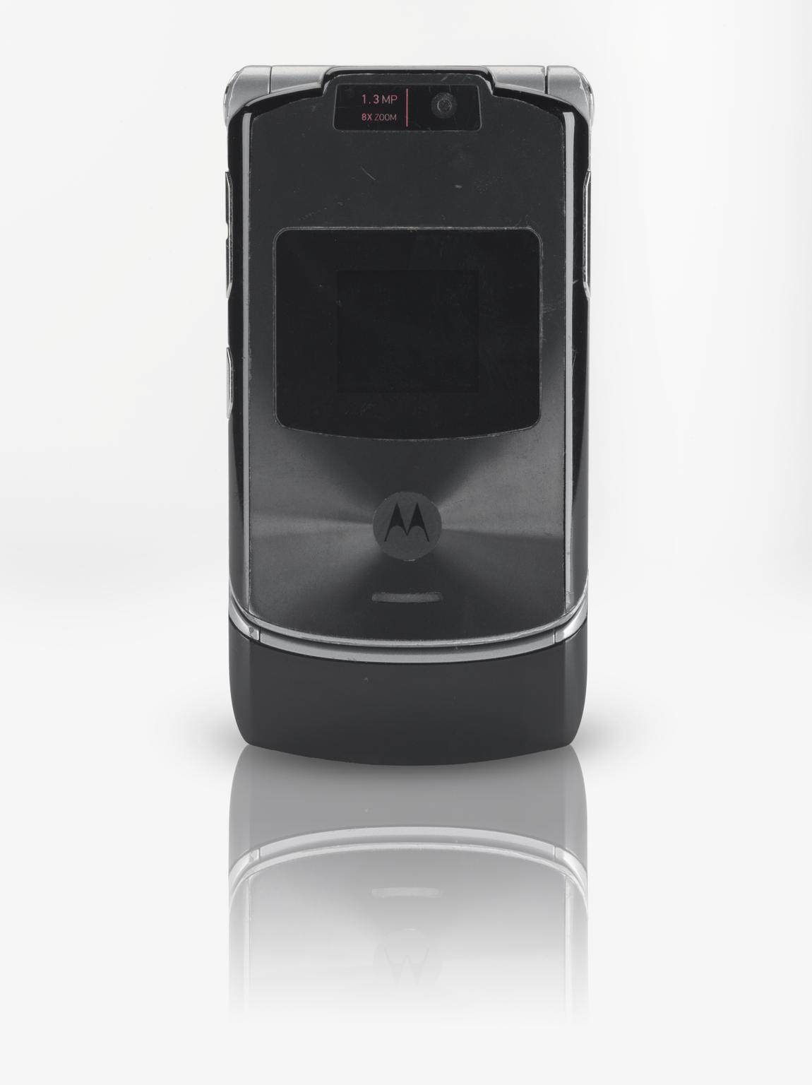 Motorola Razr V3xx mobile phone | Science Museum Group Collection