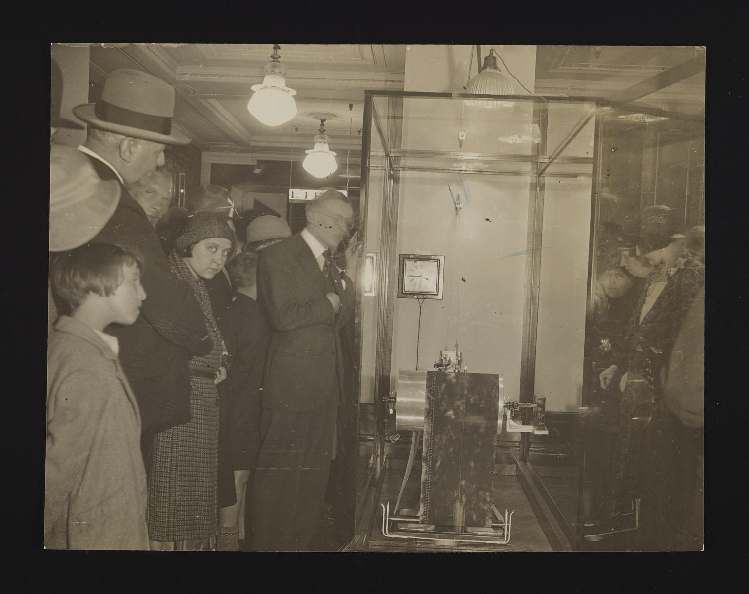 A photographic print of Earthquakes, Seismographs | Science Museum ...