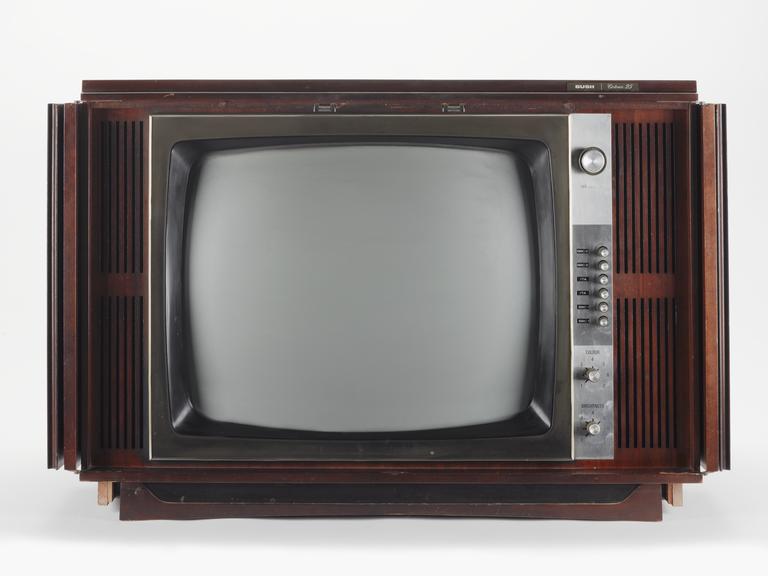Bush CTV25 colour television receiver | Science Museum Group Collection