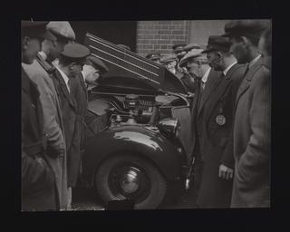 A photographic print of Motoring, Taxis | Science Museum Group Collection