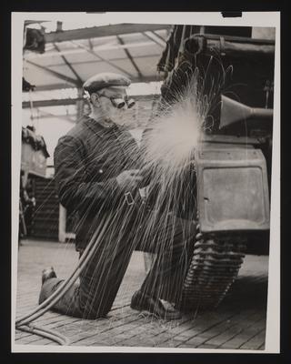 A photographic print of Industry, Welding | Science Museum Group Collection