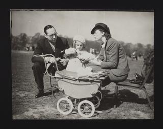 A photographic print of Matthews, Jessie | Science Museum Group Collection