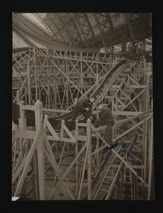 A photographic print of Circus, General, including Audience | Science ...