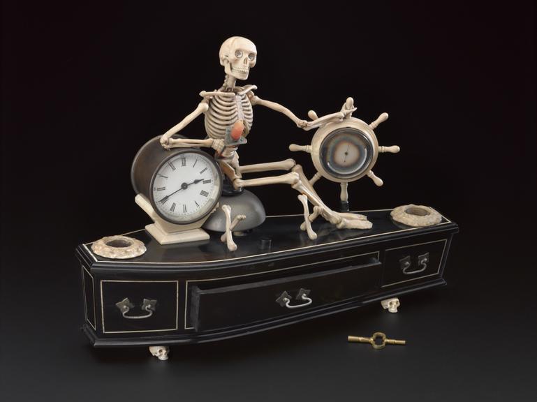 Alarm clock | Science Museum Group Collection