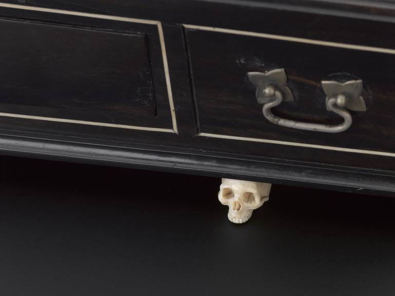 Alarm clock | Science Museum Group Collection