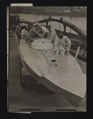 A photographic print of Sports, Motor Boat Racing | Science Museum ...