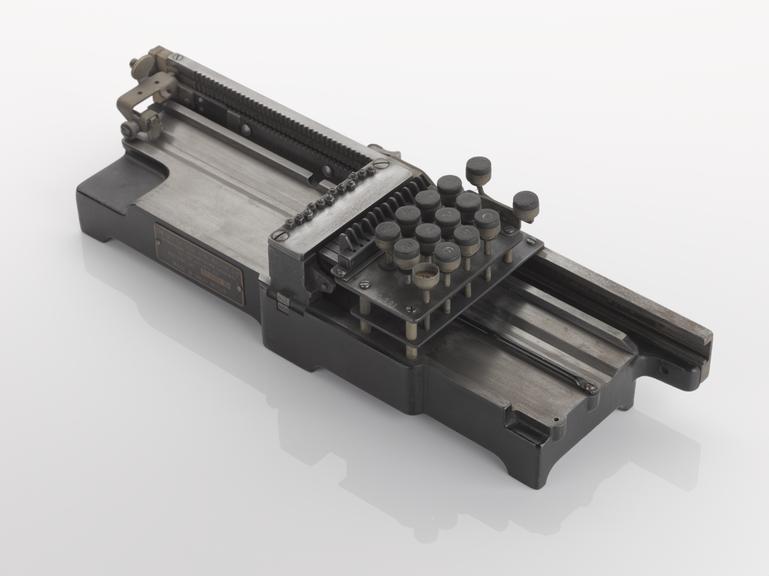 Hollerith key punch, model 20, 1909-1932 | Science Museum Group Collection