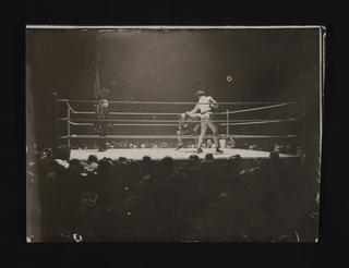 A photographic print of Sports, Boxing, Gains v Harvey, 8.2.34 ...