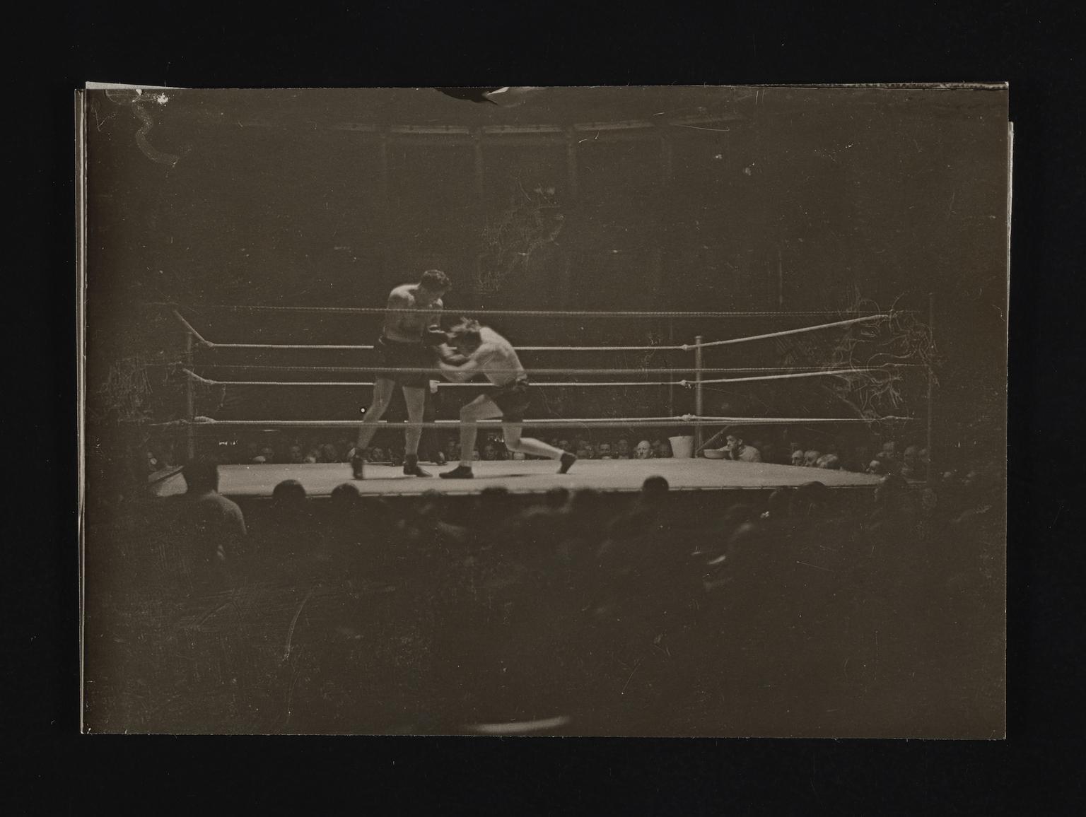 A photographic print of Sports, Boxing, McCorkindale v Neusel, 1.6.33 ...