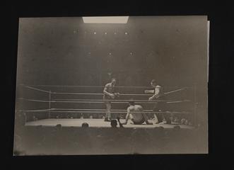 A photographic print of Sports, Boxing, Gains v Ruggirello, 29.9.32 ...