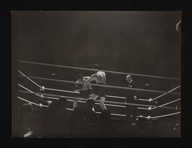 A photographic print of Sports, Boxing, Doyle v Levinsky, 27.4.37 ...