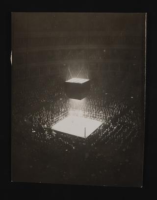 A photographic print of Sports, Boxing, Harvey v Tarante, 12.4.34 ...
